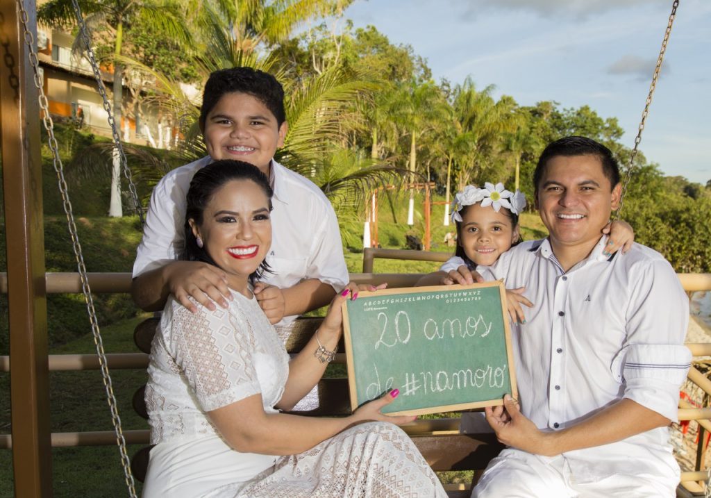 Fundação Matias Machline cria laços familiares que vão além das salas ...